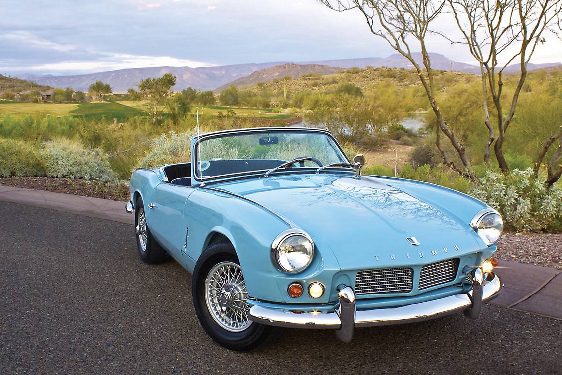 La storia della Triumph Spitfire, la classica spider all'inglese