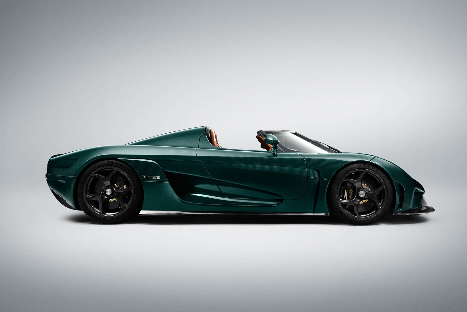 Koenigsegg Regera e Agera RS Gryphon al debutto a Ginevra