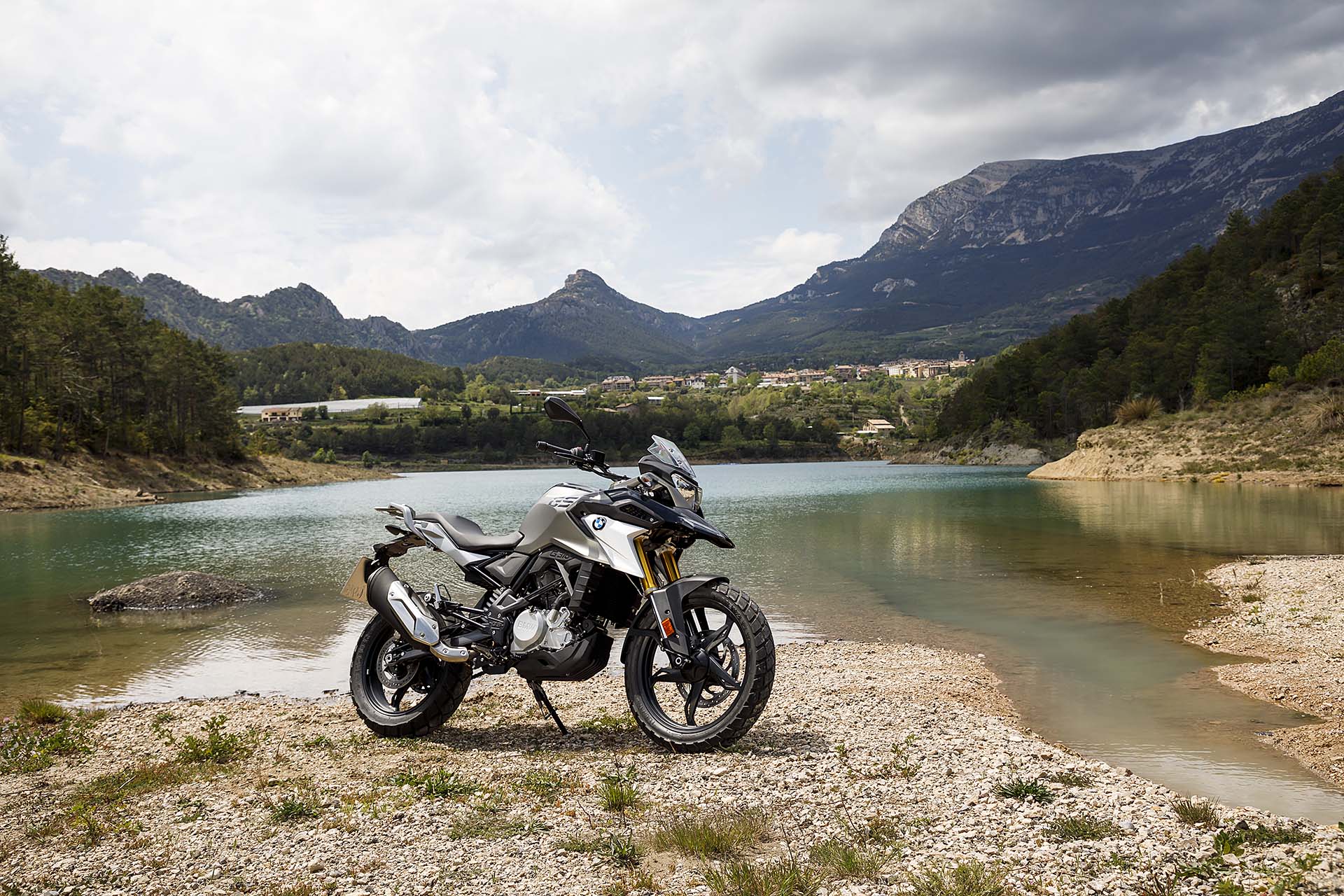 BMW G 310 GS, la prova video - RED Live