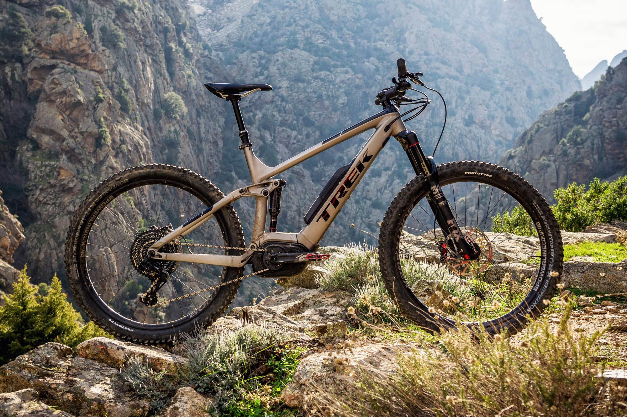 Trek Powerfly FS, la e-Mtb dedicata al Trail diventa ancora più performante