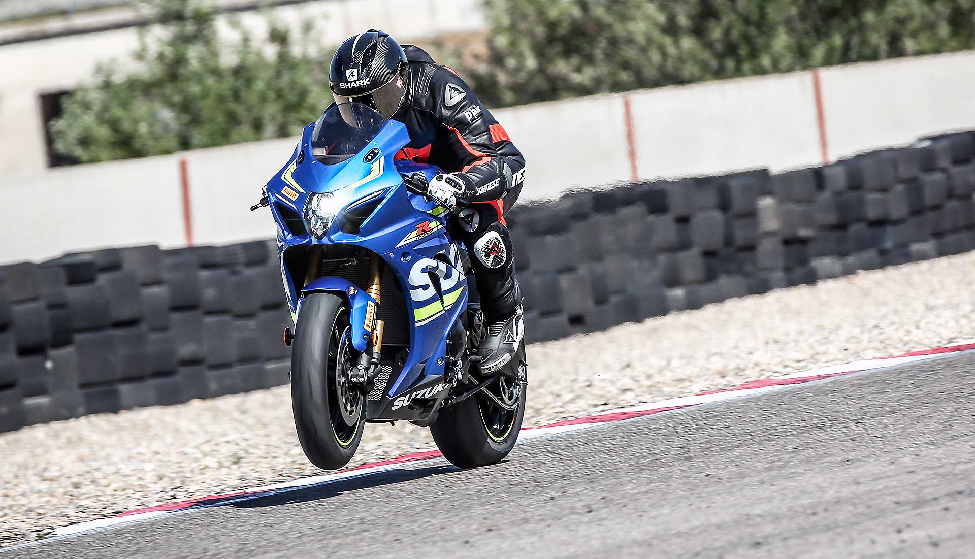 Comparativa 1000 SBK 2018 - Suzuki GSX-R1000R - RED Live